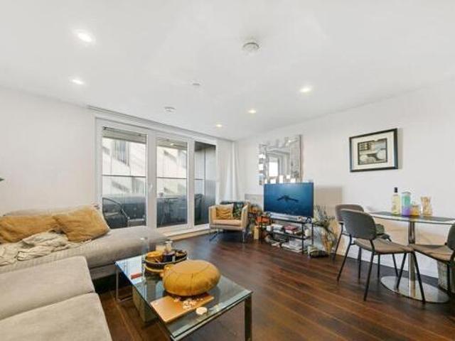 Eagle Point, City Road, 2 Bedroom Apartment