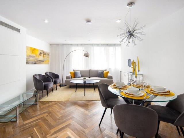 Eagle Point, City Road, Barbican, London EC1V, 2 bed flat to rent, £4,150 pcm | PrimeLocation