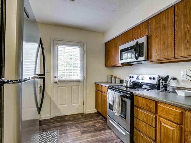 Eagle Pointe Apartment Homes 2 Bedroom Apartment for Rent at 8608 Eagle Pointe Dr, Knoxville, TN 37931