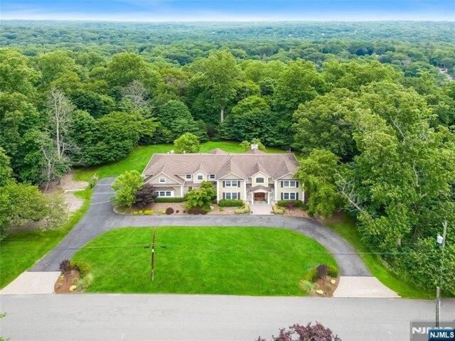 Eagle Rim Rd, Upper Saddle River, Home For Sale
