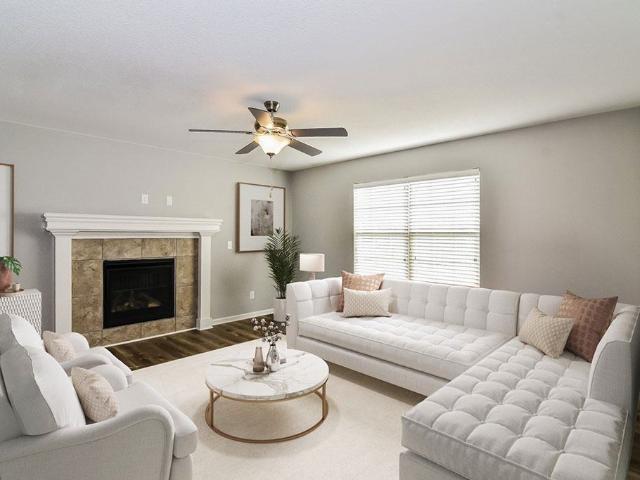 Eagle Ridge 4 Bedroom Apartment for Rent at 1803 Nw Hilltop Ct, Grain Valley, MO 64029