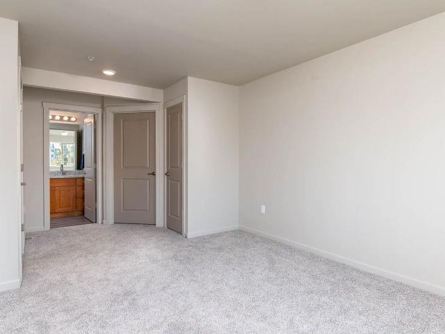 Eagle Ridge Apts 3 Bedroom Apartment for Rent at 2530 Sw Cherry Park Rd, Troutdale, OR 97060