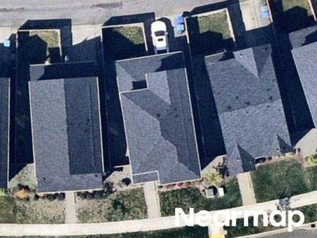 Eagle Ridge Dr E