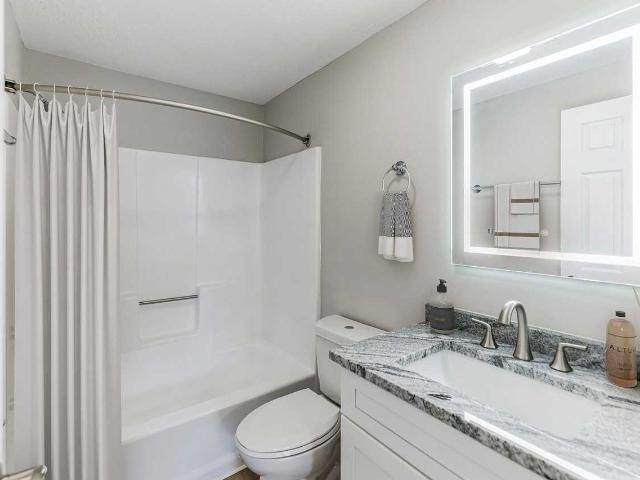 Eagle Rock Apartments at Enfield 1 Bedroom Apartment for Rent at 1 Gatewood Dr, Enfield, CT 06082