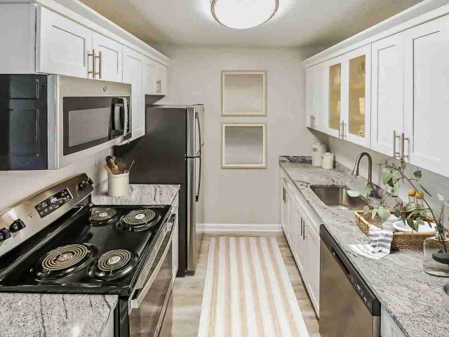 Eagle Rock Apartments at Enfield 1 Bedroom Apartment for Rent at 1 Gatewood Dr, Enfield, CT 06082