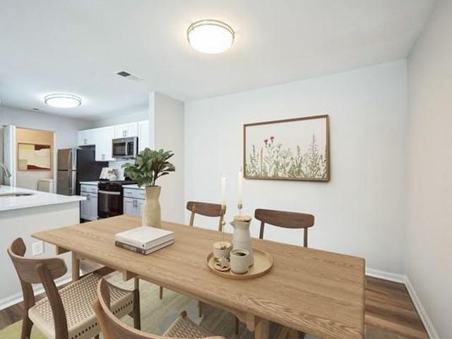 Eagle Rock Apartments at Freehold 3 Bedroom Apartment for Rent at 100 Lambert Way, Freehold, NJ 07728