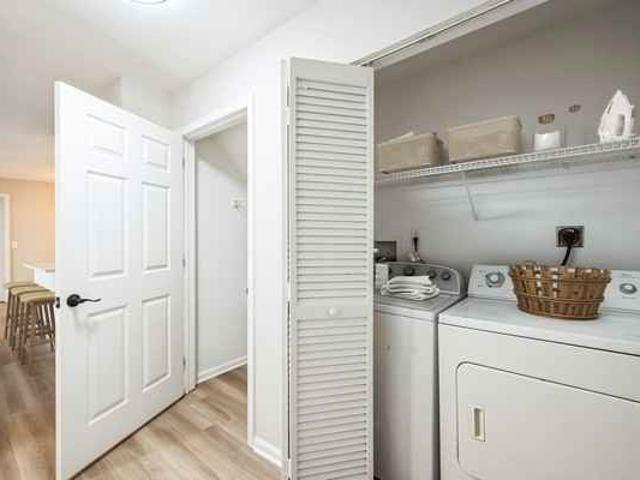Eagle Rock Apartments at Freehold 3 Bedroom Apartment for Rent at 100 Lambert Way, Freehold, NJ 07728