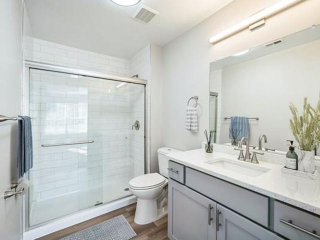 Eagle Rock Apartments at Freehold 2 Bedroom Apartment for Rent at 100 Lambert Way, Freehold, NJ 07728
