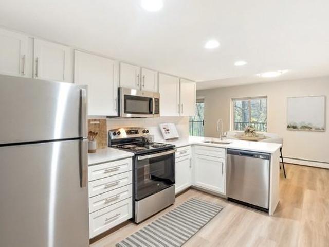 Eagle Rock Apartments at Malvern 1 Bedroom Apartment for Rent at 1086 W King Rd, Malvern, PA 19355