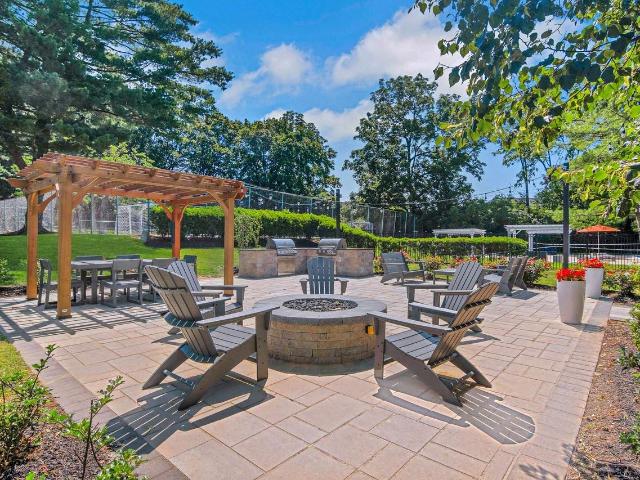 Eagle Rock Apartments at Malvern 2 Bedroom Apartment for Rent at 1086 W King Rd, Malvern, PA 19355
