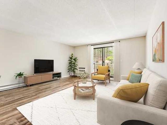 Eagle Rock Apartments at MetroWest Studio Apartment for Rent at 50 Dinsmore Ave, Framingham, MA 01702