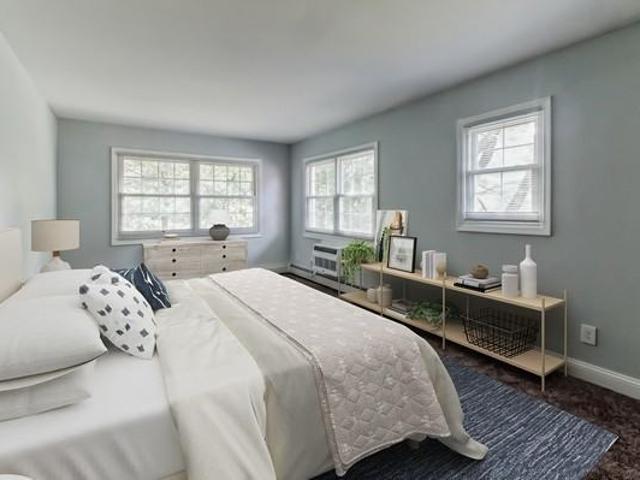 Eagle Rock Apartments at Woodbury 1 Bedroom Apartment for Rent at 92 Fairhaven Blvd, Woodbury, NY 11797 Woodbury