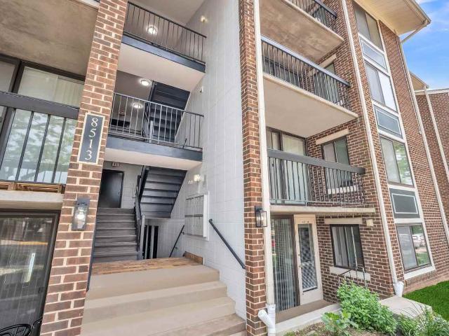 Eagle Rock Apartments at West Springfield 2 Bedroom Apartment for Rent at 8525 Burling Wood Dr, West Springfield, VA 22152 West Springfield