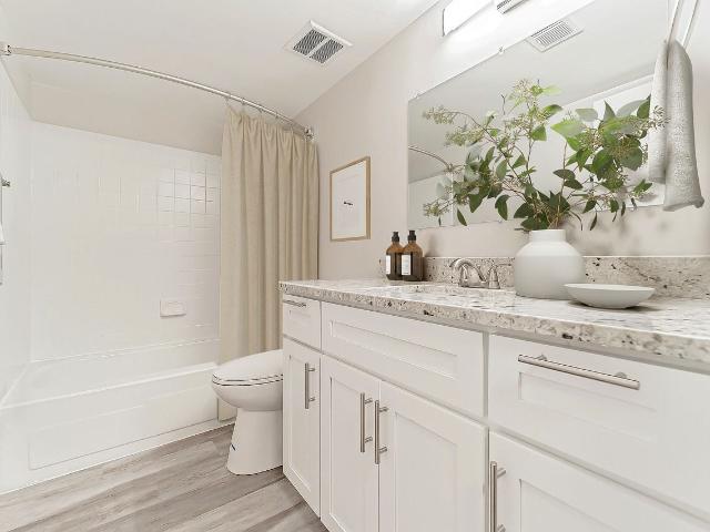 Eagle Rock Apartments at Towson 2 Bedroom Apartment for Rent at 5 Stonewain Ct, Towson, MD 21204