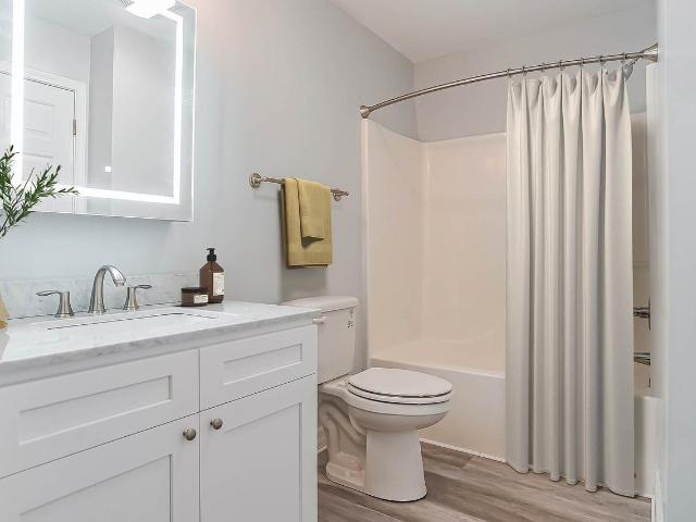 Eagle Rock Apartments & Townhomes at Rensselaer 3 Bedroom Apartment for Rent at 6601 Oak Hill Cir, Rensselaer, NY 12144