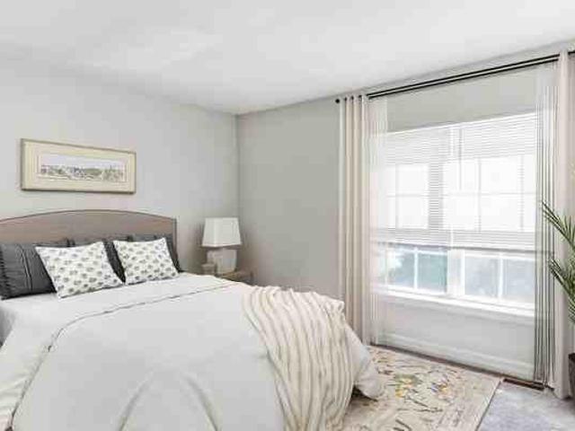 Eagle Rock Apartments & Townhomes at Rensselaer 3 Bedroom Apartment for Rent at 6601 Oak Hill Cir, Rensselaer, NY 12144