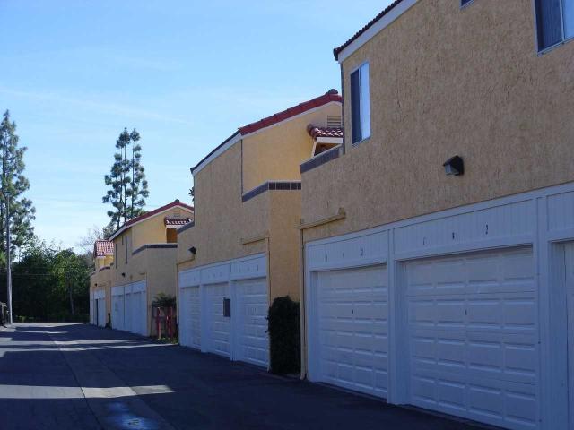 Eagle Rock Villas 1 Bedroom Apartment for Rent at 1337 N Broadway, Escondido, CA 92026 North Broadway