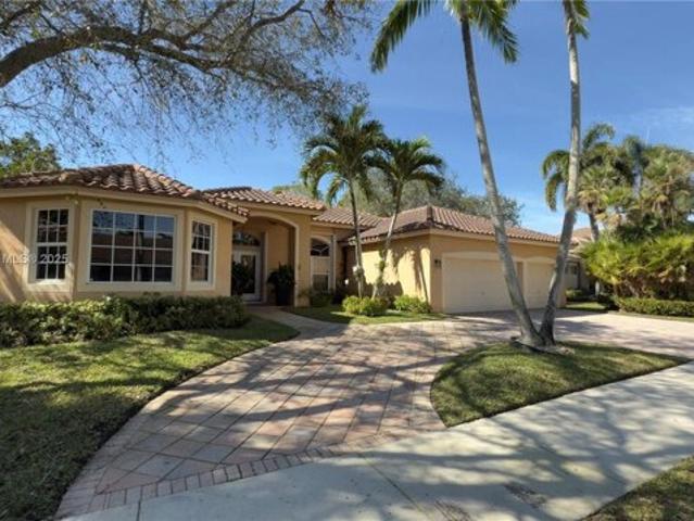 Eagle Run Dr, Weston, Home For Sale