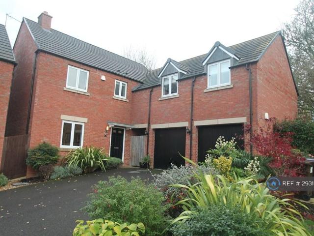 Eaglehurst, Brixworth, Northampton, NN6 5 bed detached house to rent £2,295 pcm £530 pw
