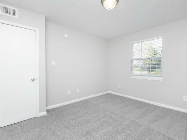 Eagles Crest at Durrett 2 Bedroom Apartment for Rent at 3371 Durrett Dr, Clarksville, TN 37042