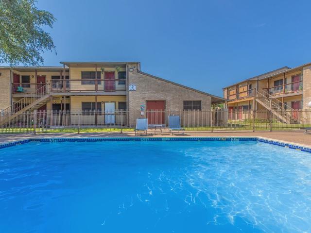 Eagles Landing Studio Apartment for Rent at 4000 N Saint Marys St, Beeville, TX 78102