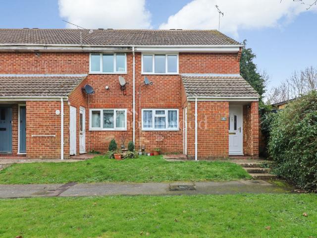 Ealham Close, Willesborough, Ashford TN24, 1 bed flat to rent, £950 pcm | PrimeLocation