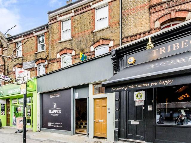 Ealing Broadway, London, W5 1 bed flat to rent £1,850 pcm £427 pw