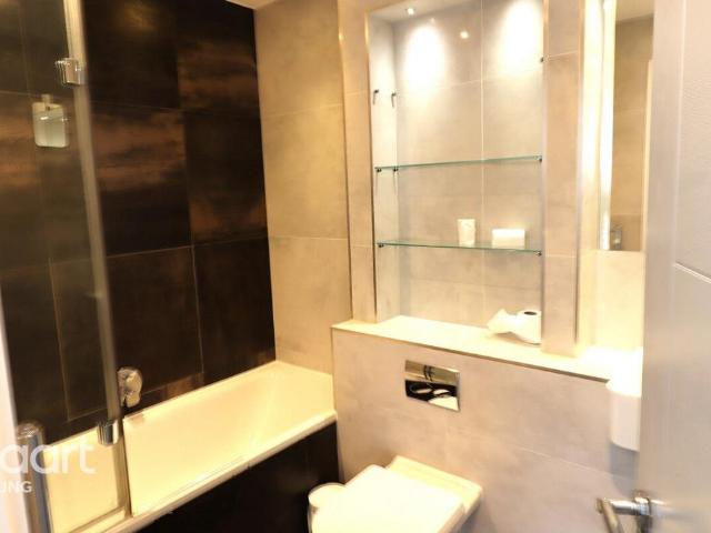 Ealing Green, LONDON 1 bed apartment to rent £2,500 pcm £577 pw