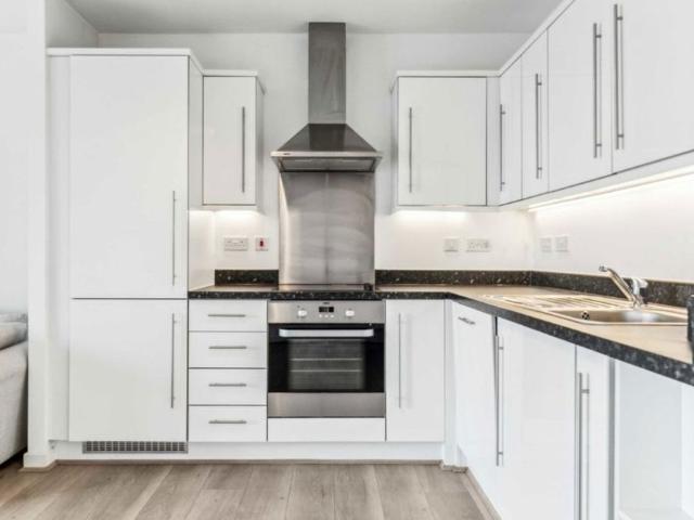 Ealing Road, TW8, London