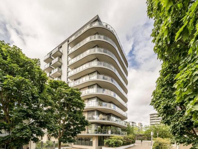 Ealing Road, Brentford TW8 1 bed flat to rent £1,850 pcm £427 pw