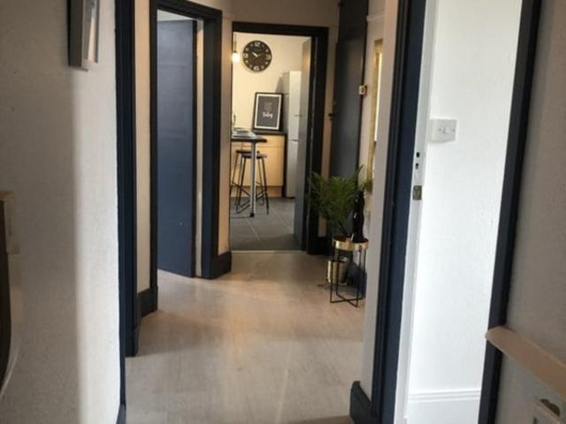 Ealing W5, MODERN 2 Bed, Mins from Tube