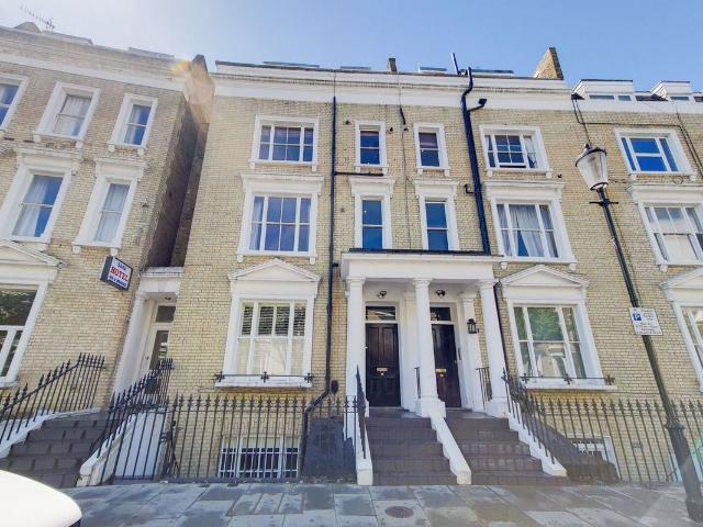 Eardley Crescent, Earls Court, London SW5, 2 bed flat to rent, £5,200 pcm | PrimeLocation