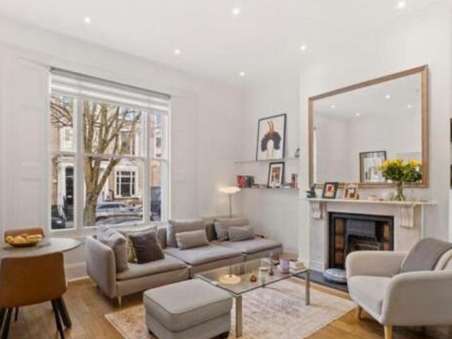 Eardley Crescent, Earls Court, 2 Bedroom Flat