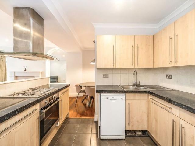 Eardley Crescent, SW5, London