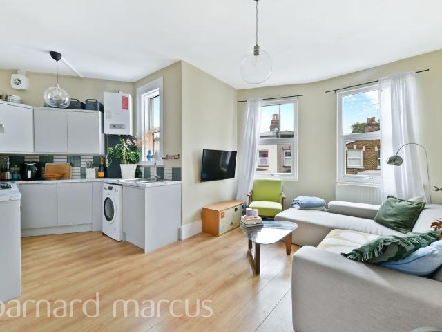 Eardley Road, Streatham SW16, 1 bed flat to rent, £1,600 pcm | PrimeLocation
