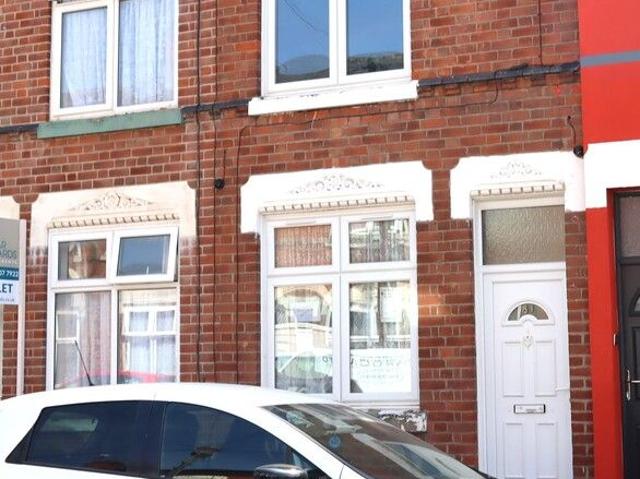 Earl Howe Street, Leicester LE2, 2 bed terraced house to rent, £1,250 pcm | PrimeLocation