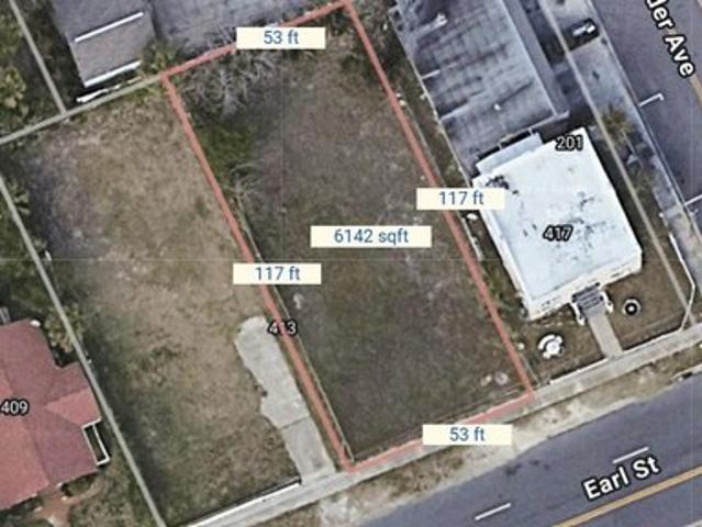 Earl St, Daytona Beach, FL 32118