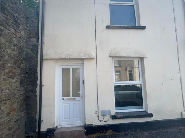 Earl Street, Swansea SA1, 2 bed end terrace house to rent, £725 pcm | PrimeLocation