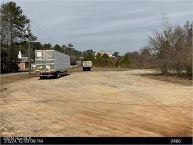 Earle St, Thomson, GA 30824