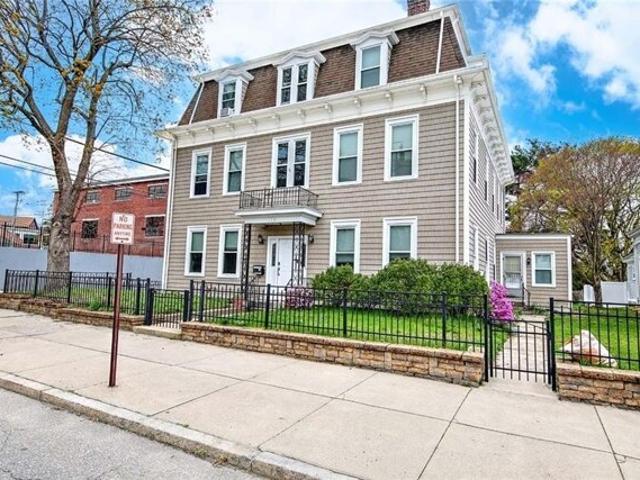 Earle St, Woonsocket, Home For Sale