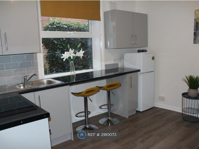 Earlham Road, Norwich NR2, Studio to rent, £850 pcm | PrimeLocation
