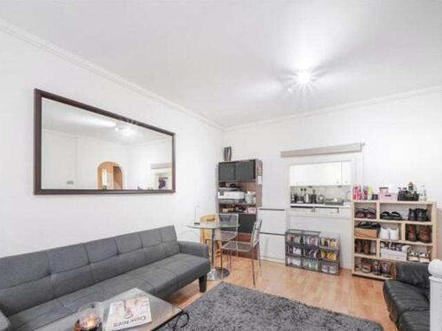 Earls Court Road, London, 1 Bedroom Apartment