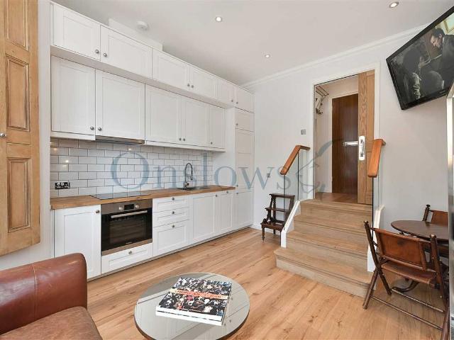 Earls Court Road, London W8, 1 bed flat to rent, £2,275 pcm | PrimeLocation