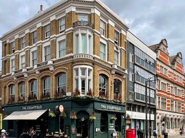 Earls Court Road, London SW5, 4 bed flat to rent, £6,500 pcm | PrimeLocation