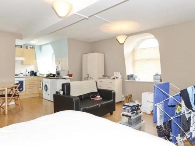 Earls Court Road, London SW5, Studio to rent, £1,550 pcm | PrimeLocation