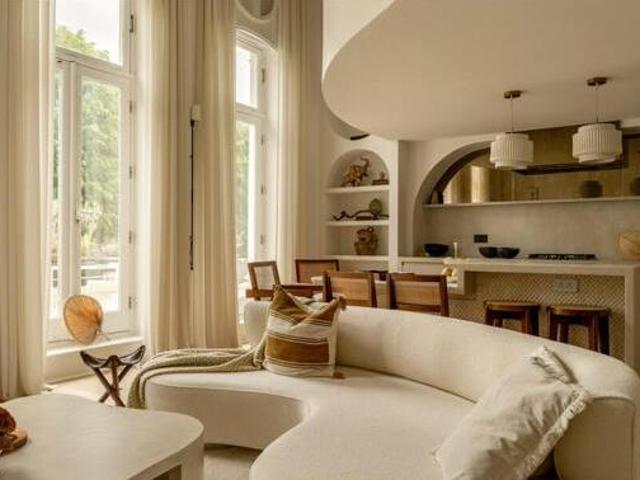 Earls Court Square, Earls Court, 1 Bedroom Apartment