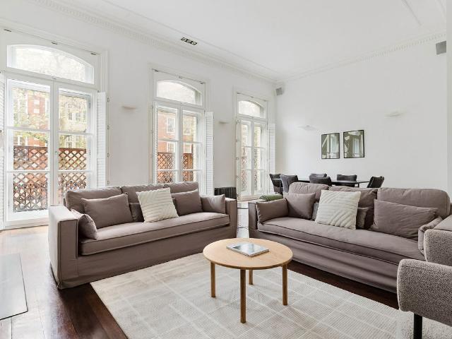 Earl's Court SW5, 2 bed flat to rent, £7,440 pcm | PrimeLocation