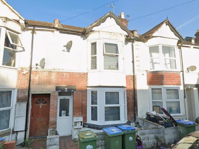 Earls Road, Southampton SO14, 6 bed terraced house to rent, £3,000 pcm | PrimeLocation