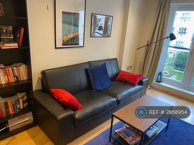 Earlsfield House, Kingston Upon. 1 bed flat to rent £1,800 pcm £415 pw