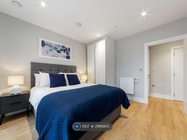 Earlsfield, London SW17, Room to rent, £1,350 pcm | PrimeLocation